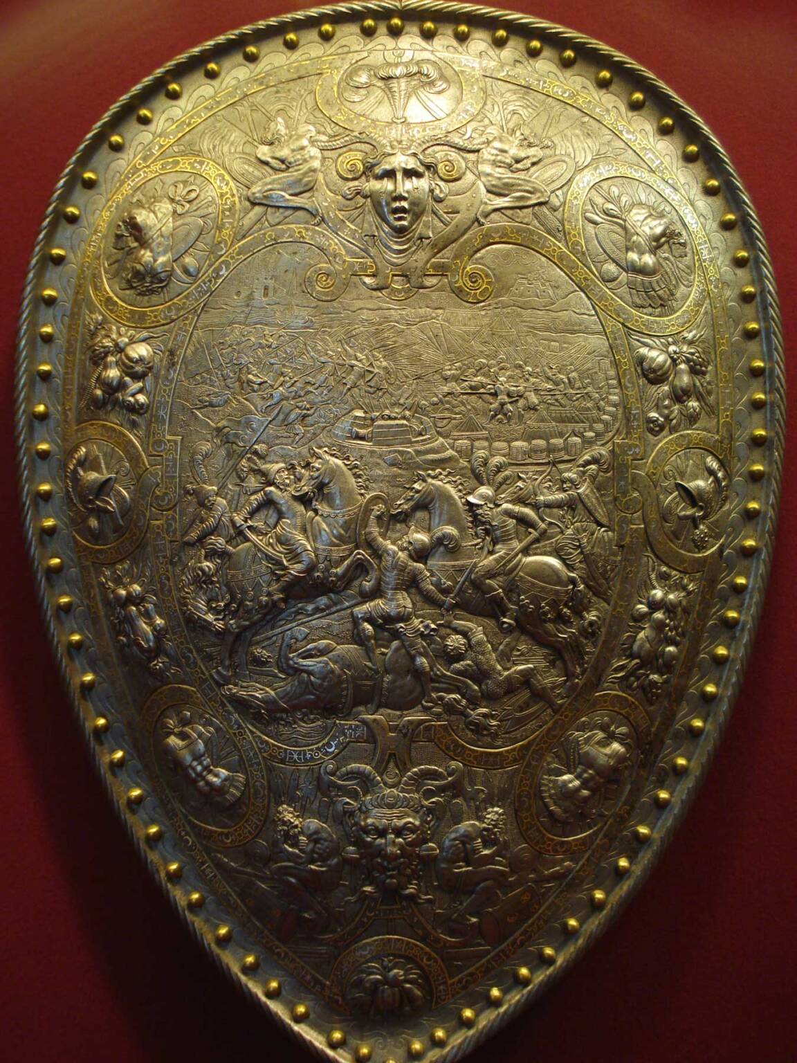 Shield_of_Henry_II_of_France-B - AgAuNEWS
